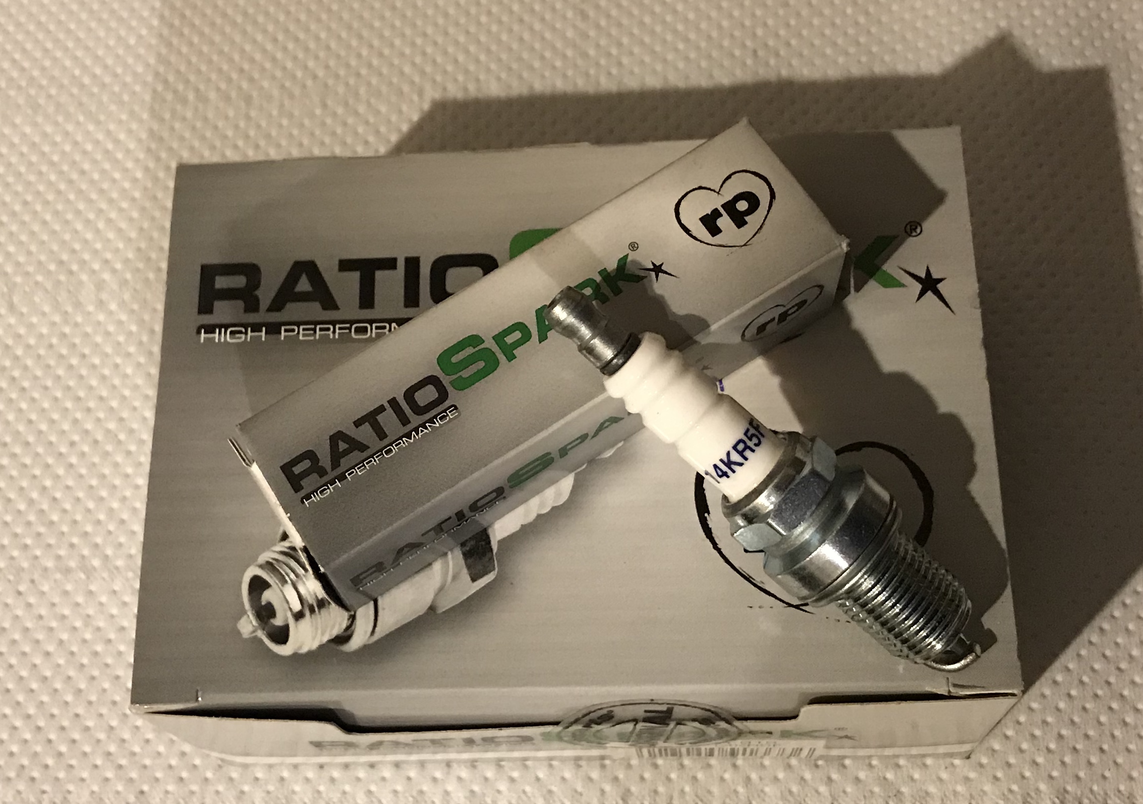 Schärfdienst24-Shop - 10x Zündkerze ersetzt NGK BKR5ES Champion RC12YC ...